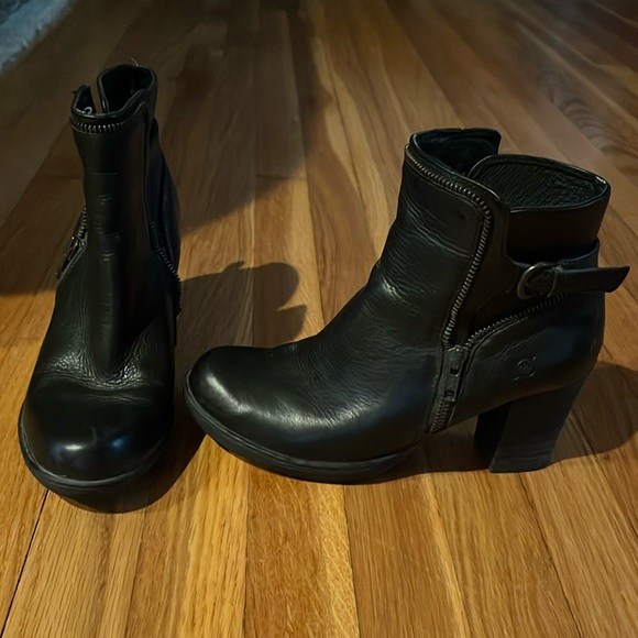 Born | Shoes | Born Boots Size 85 | Poshmark